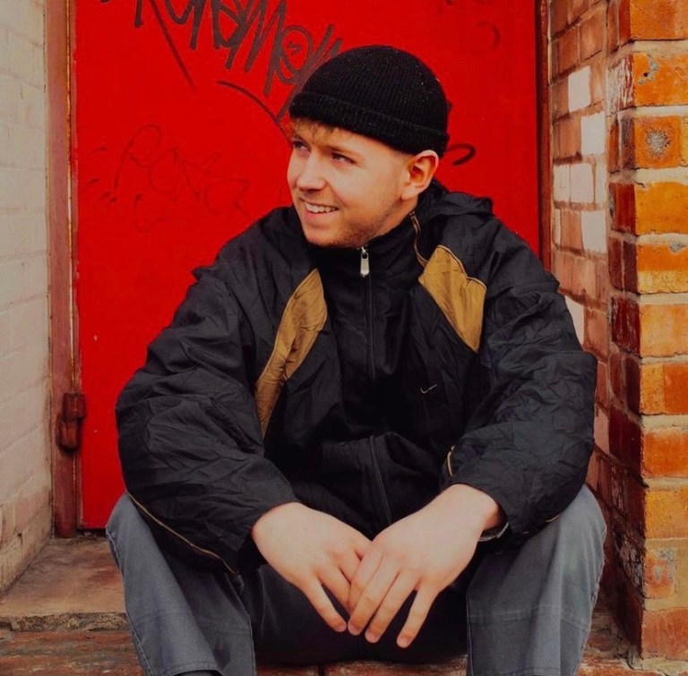 Interview with Sam McLaughlin – Record Weekly